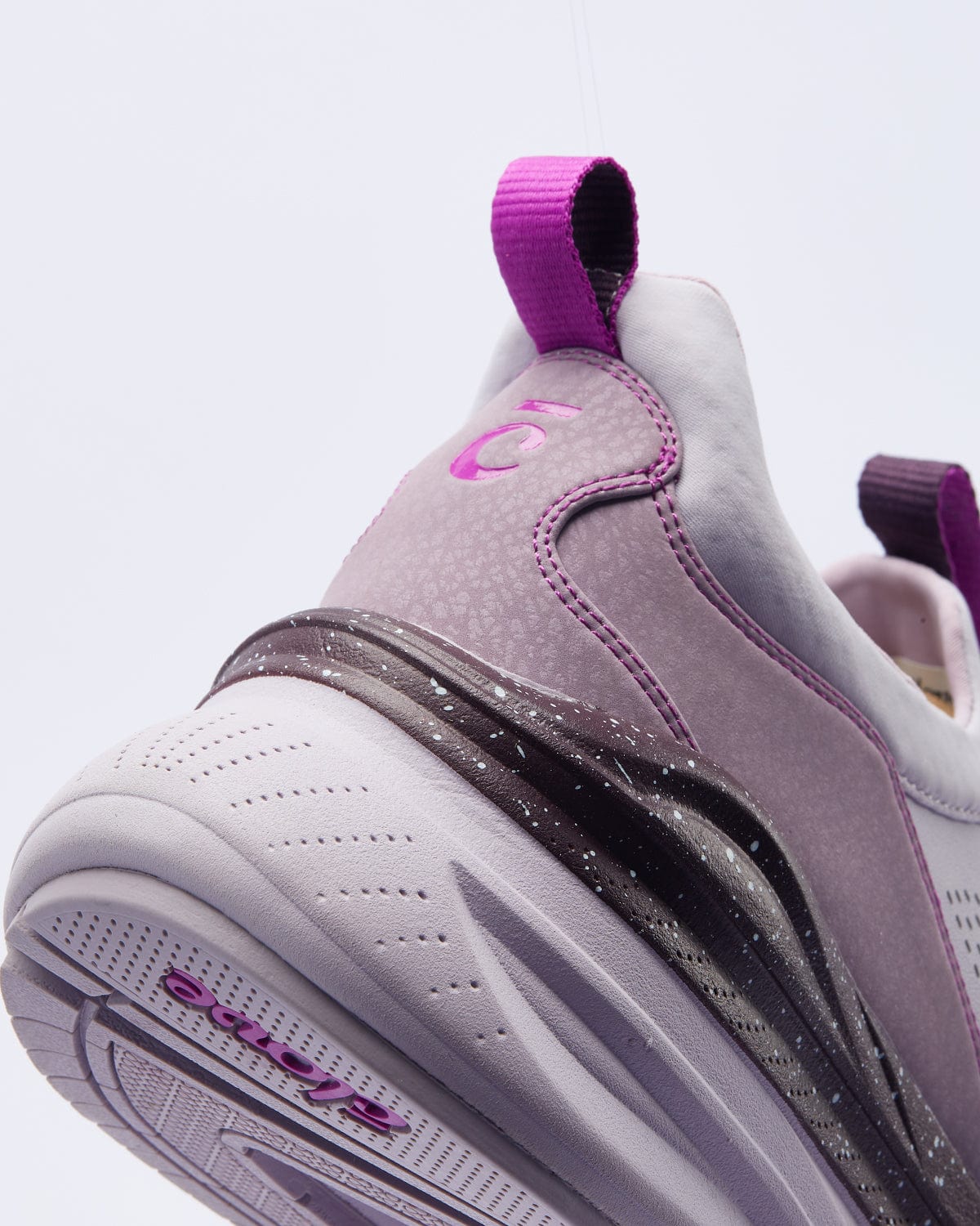 Women's Waterproof Black Sneakers | Clove